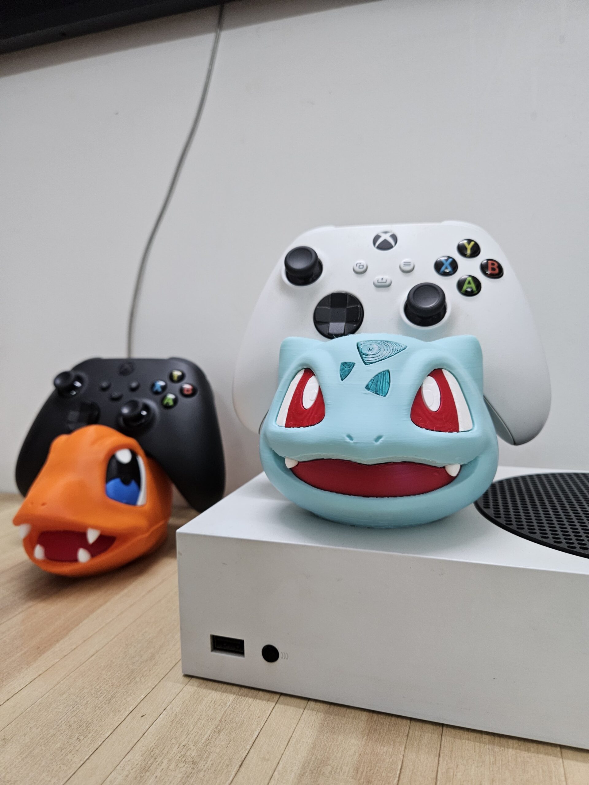 Bulbasaur Controller Stand for Xbox & Playstation – PolyParadise.in