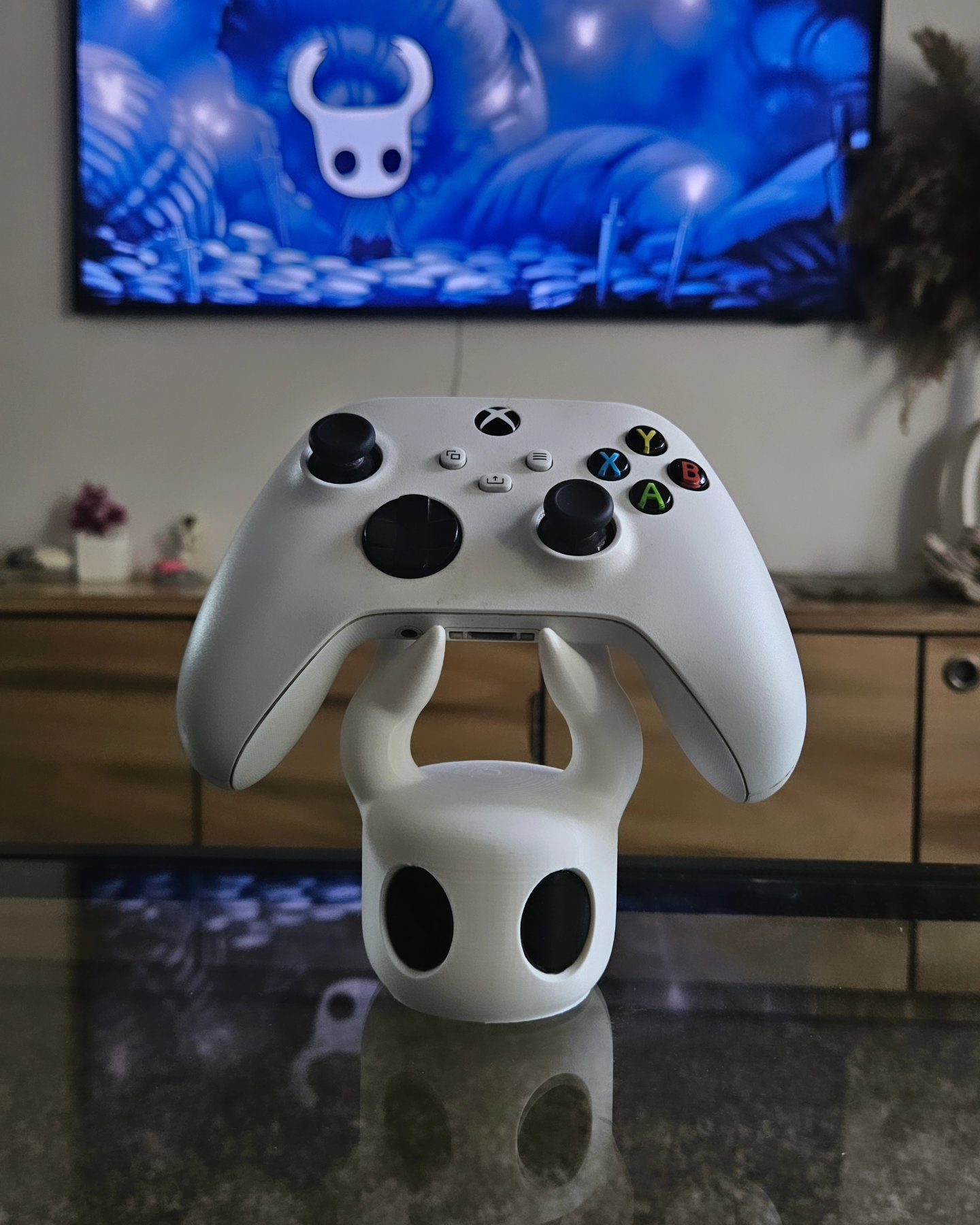 Hollow Knight Controller Stand for Xbox & Playstation – PolyParadise.in