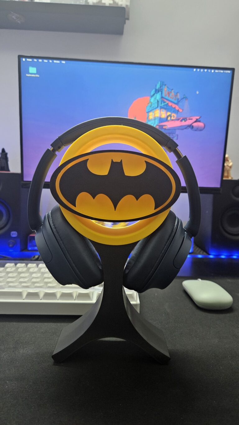 Batman Retro Headphone Stand – PolyParadise.in